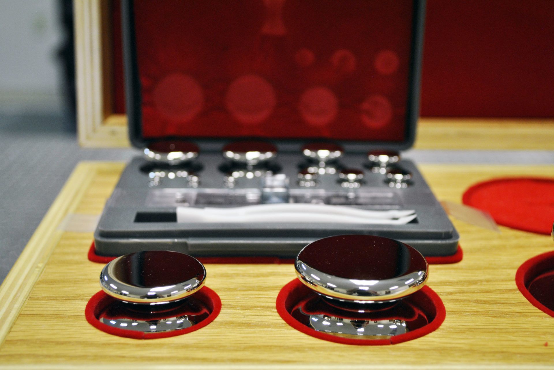 How To Handle & Store Precision Test Weights - CrossCo