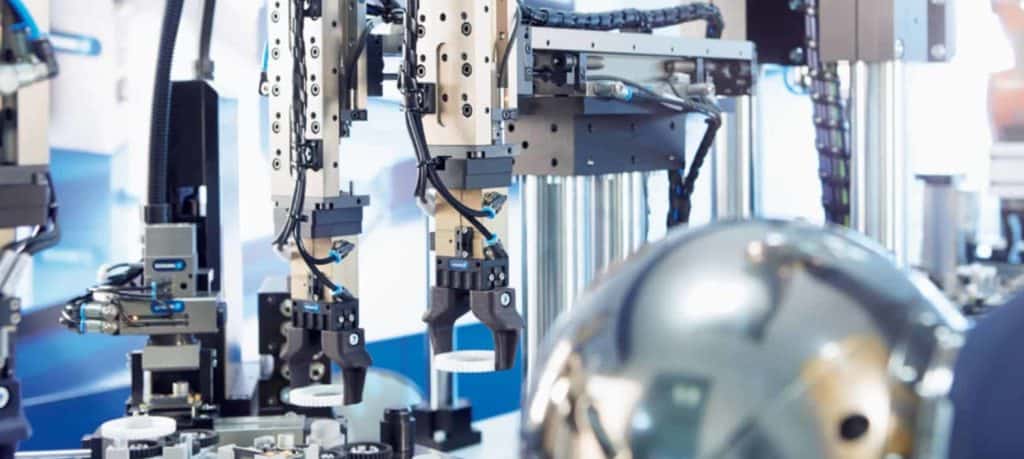 Machine Tending - Definition & Examples - CrossCo