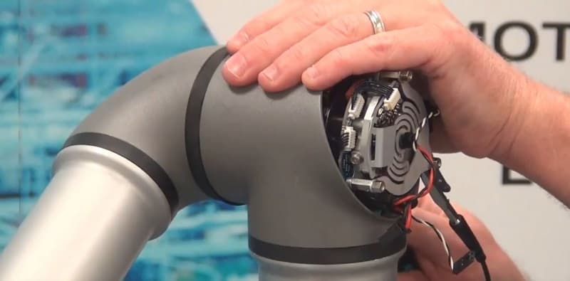 Universal Robots Model UR3 Joint Replacement Tutorial - CrossCo