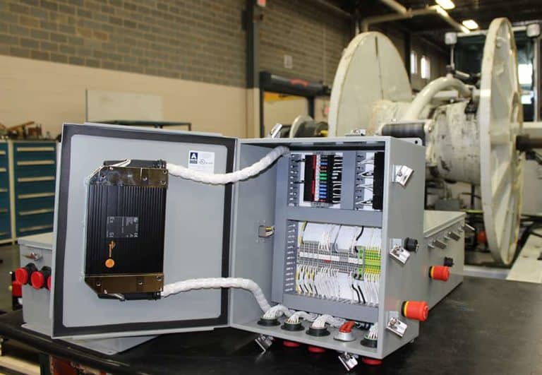Custom Control Panels For Mobile Hydraulic Vehicles | Cross